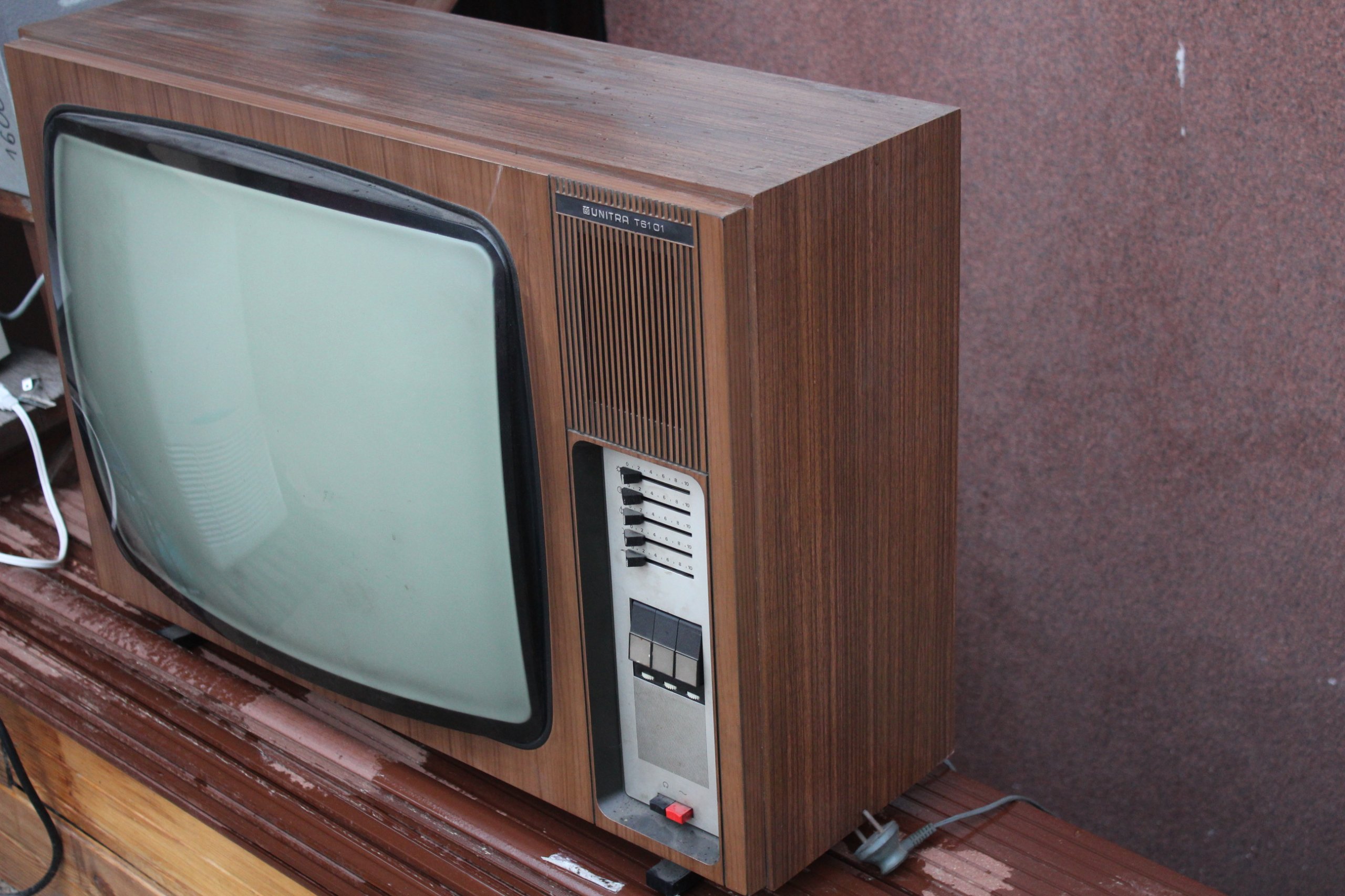 TV Unitra T6101 telewizor czarno biały Unitra - 7212172398 - oficjalne ...