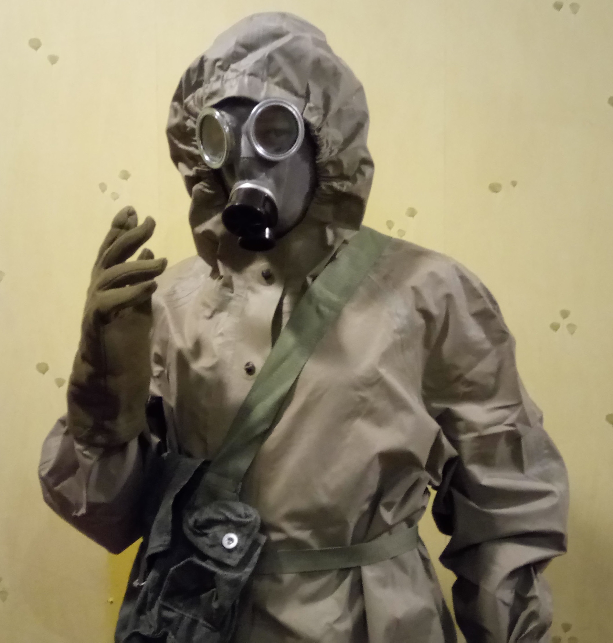 Stalker Metro 2033 Kombinezon OP1 Maska gazowa MC1 - 7215637996 ...