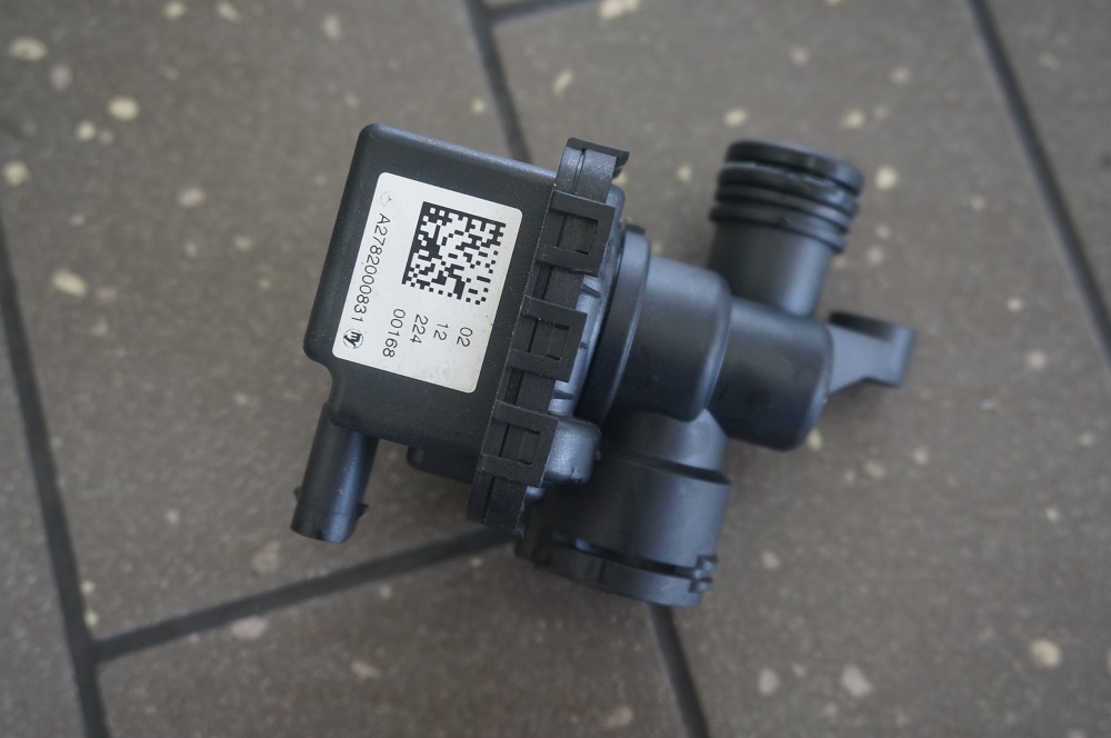 ZAWÓR WODY MERCEDES W221 CL W216 A2782000831 - 7348782290 - oficjalne ...