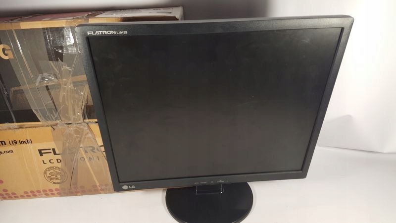 MONITOR LG FLATRON L1942S / KOMPLET - 7669554892 - oficjalne archiwum ...