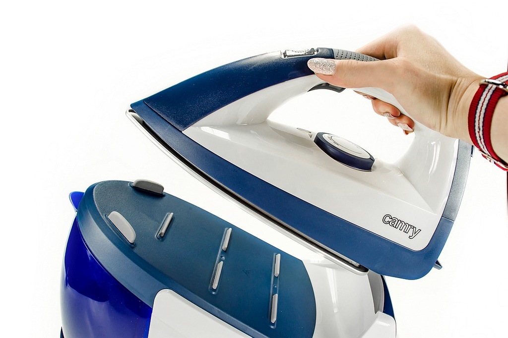 Żelazko parowe Stacja pary CAMRY CR 5027 - 6939163214 - oficjalne archiwum Allegro