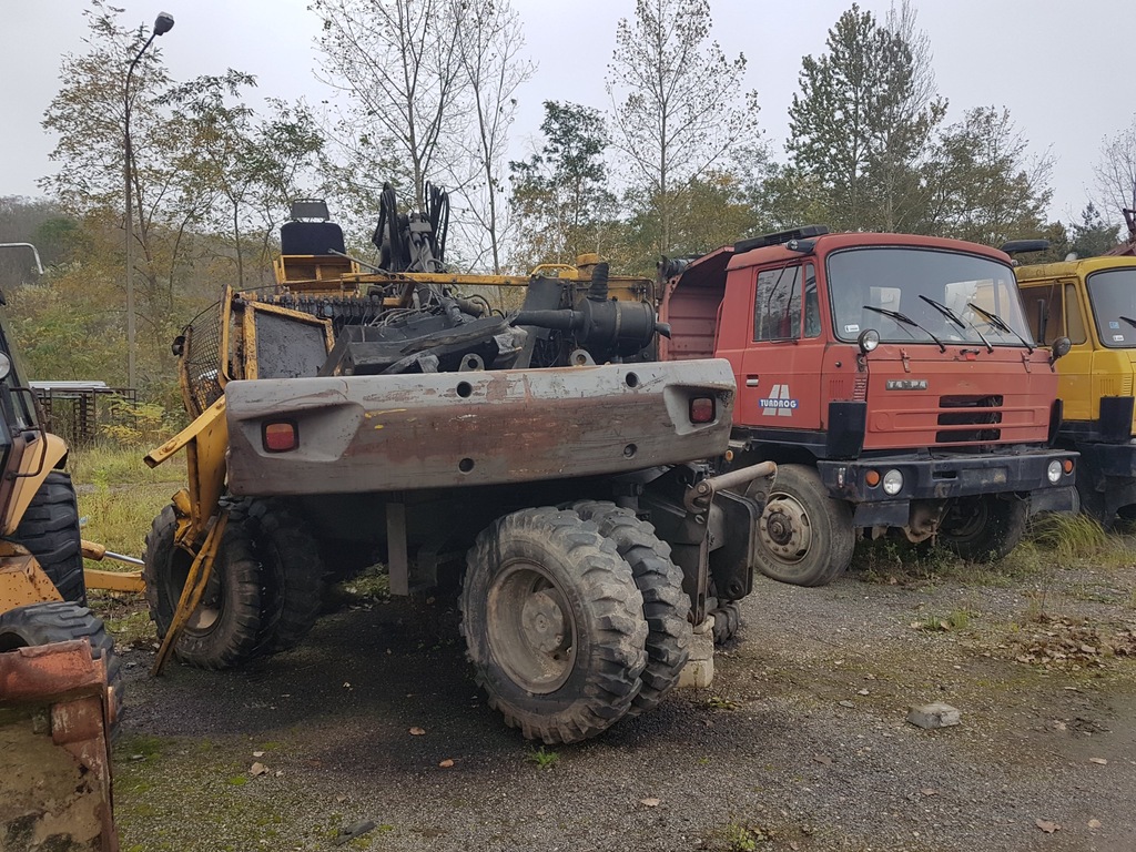 Volvo EW 130 USZKODZONA - 7012638531 - oficjalne archiwum Allegro