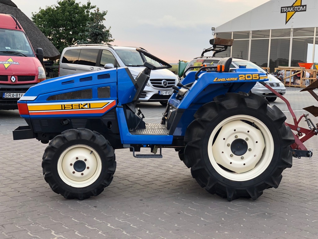 ISEKI TU 205 ciągnik ogrodowy - traktory japońskie - 7411904045 ...