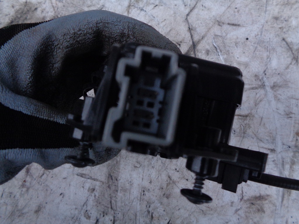 VOLVO XC70 V70 ZAMEK KLAPY TYLNEJ 31440491 - 7681047481 - oficjalne ...