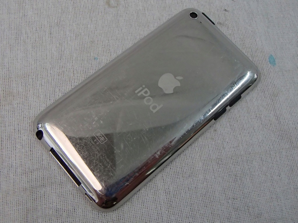 Apple iPod touch 4th gen. Model: A1367 8GB + etui - 7470909667 ...