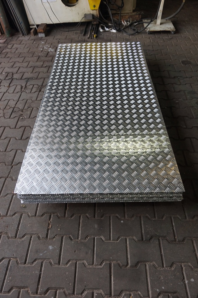 Blacha aluminiowa ryflowana 1000 x 2000 x 2mm - 7009631820 - oficjalne archiwum Allegro