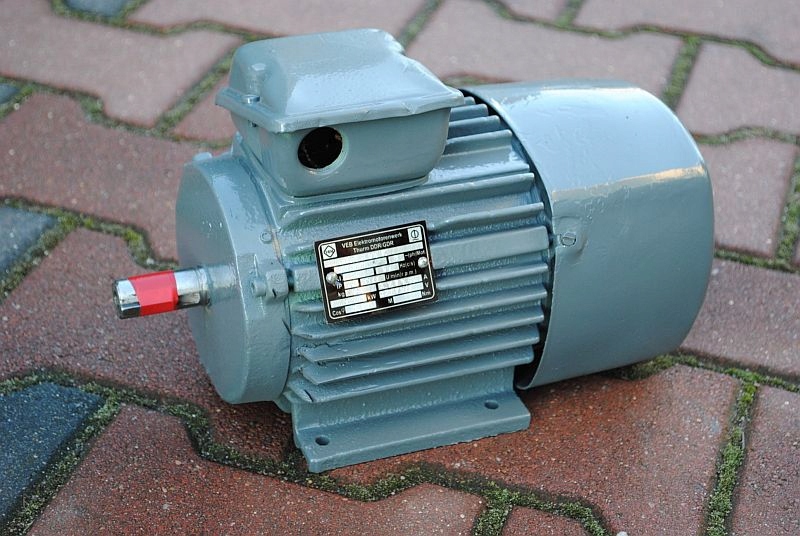 Silnik elektryczny 0.55kw. 1380obr. z hamulcem VEM - 7088215051 - oficjalne archiwum Allegro